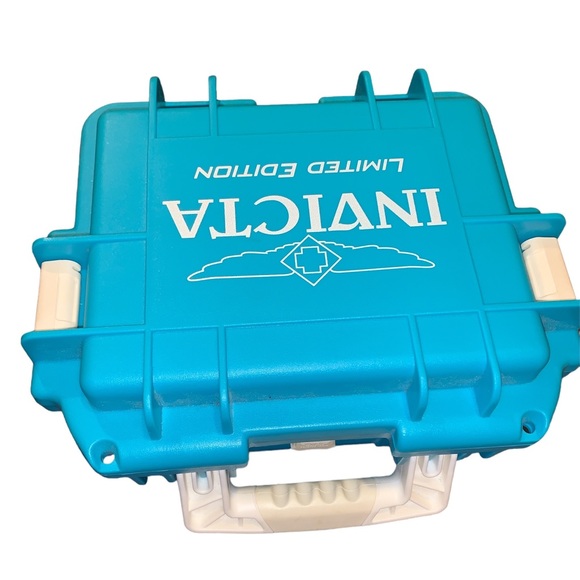 Invicta | Accessories | Invicta 3slot Watch Dive Case | Poshmark